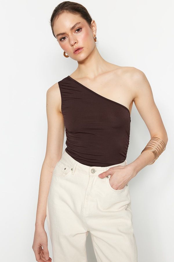 TRENDYOL BROWN GATHERED DETAIL FITTED ONE-SHOULDER ELASTIC KNITTED BLOUSE