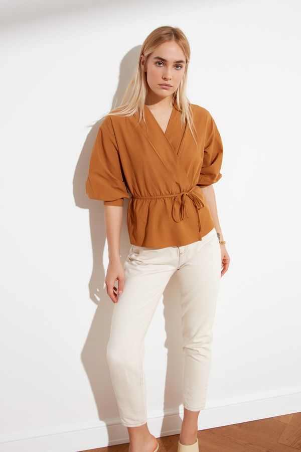 TRENDYOL CAMEL DOUBLE-BREASTED WOVEN TIE DETAIL BLOUSE
