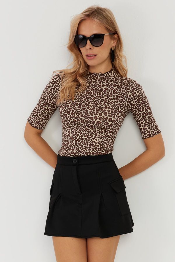 COOL & SEXY WOMEN'S CAMEL-BLACK LEOPARD PATTERNED BLOUSE