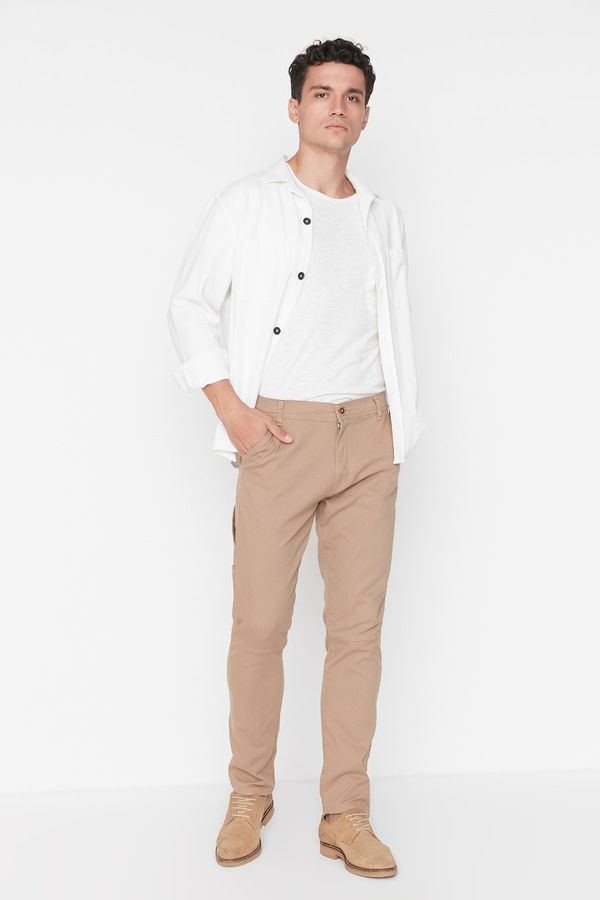 TRENDYOL CAMEL MEN'S REGULAR FIT CUTOUT TROUSERS WITH POCKETS AT THE BACK