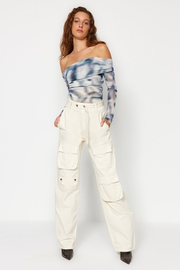 TRENDYOL X SAGAZA STUDIO BEIGE CARGO POCKET BELT DETAILED JEANS