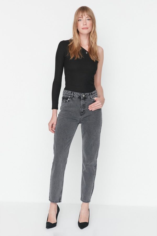 TRENDYOL BLACK TROK DETAILED HIGH WAIST MOM JEANS