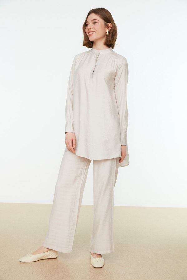 TRENDYOL CREAM HALF-CONCEALED FLY SHOULDER DETAILED TUNIC-PANTS WOVEN SUIT