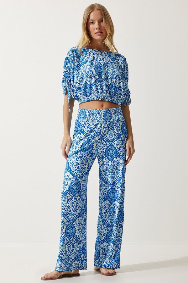HAPPINESS İSTANBUL WOMEN'S BLUE WHITE PATTERNED BLOUSE PALAZZO KNITTED SUIT