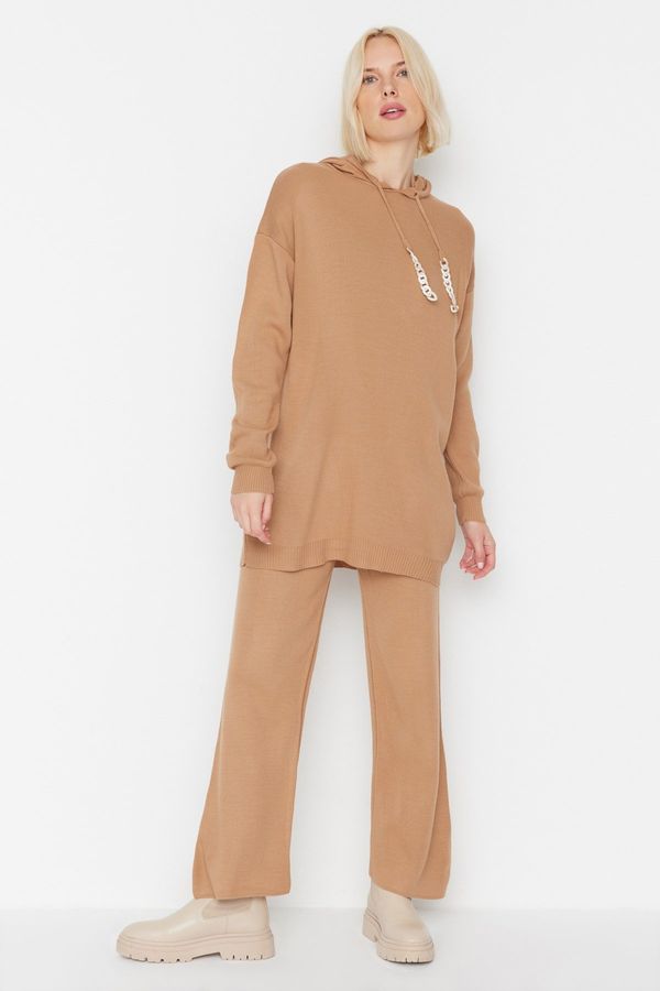 TRENDYOL CAMEL THREADS CHAIN DETAILED SWEATER-PANTS KNITWEAR SET