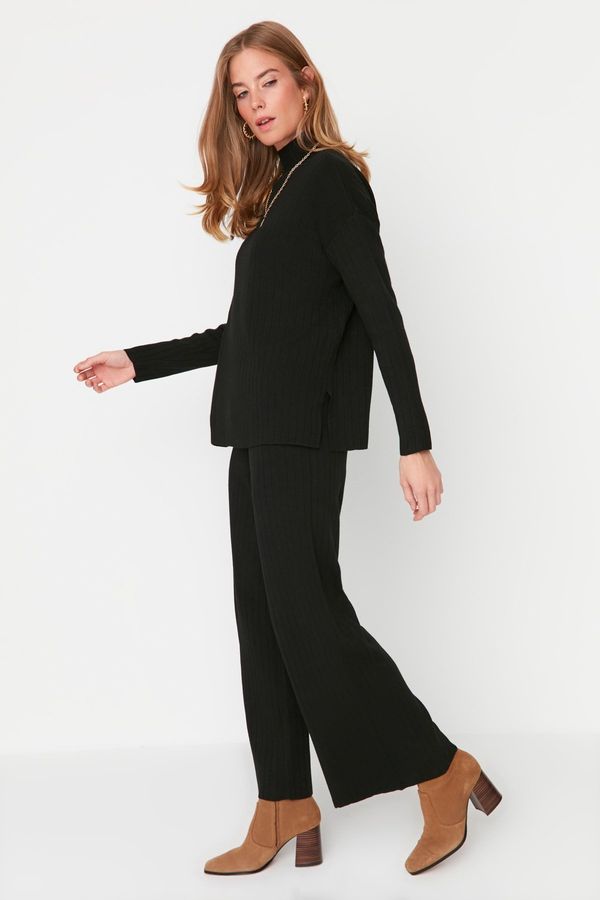 TRENDYOL BLACK TOP-UPPER SET WITH WIDE FIT AND BASIC TROUSERS, KNITWEAR