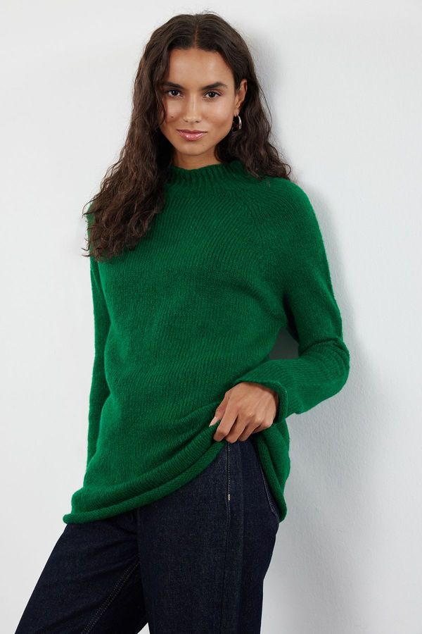 Trendyol Green Soft Textured Stand-up Collar Knitwear Sweater