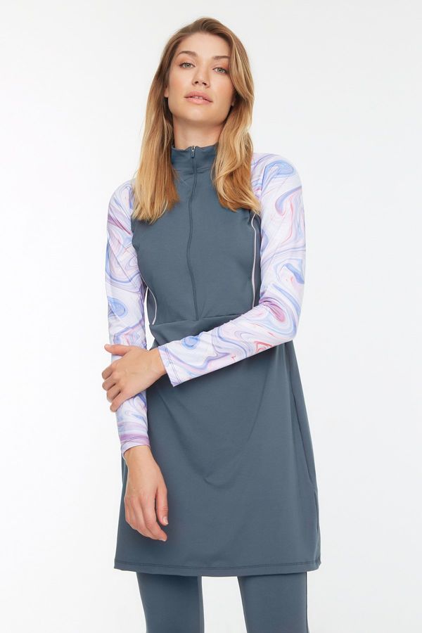 TRENDYOL GRAY LONG SLEEVE SURF PERFORMANCE 4-PIECE SWIMSUIT SET