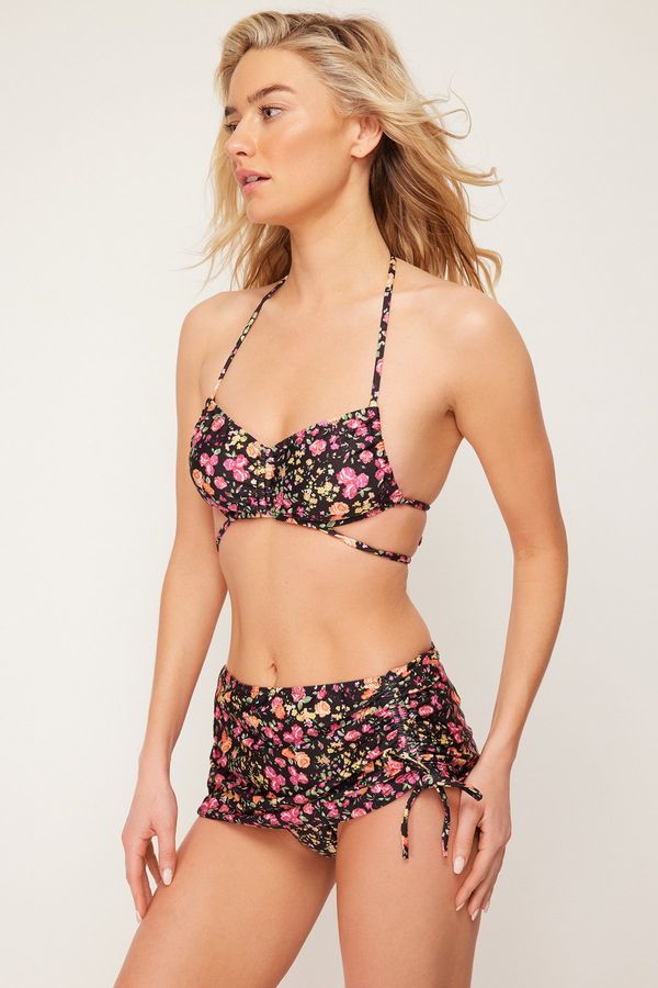 TRENDYOL FLORAL PATTERNED BRALETTE BRAZILIAN 3-PIECE BIKINI SET