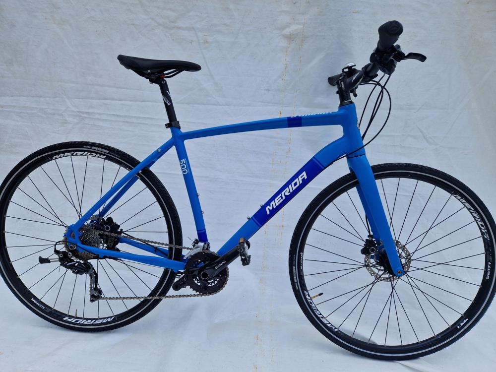 Merida Cross Urban 500 , ram 52cm, stanje prefeket