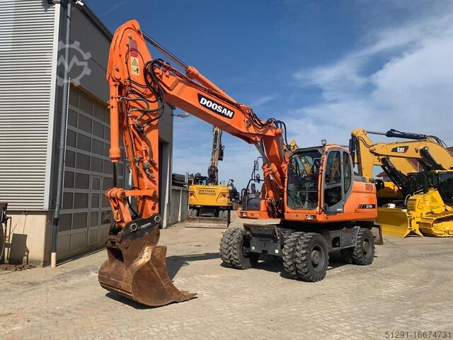 Mobilni bager
DOOSAN DX190W mit Straßenzulassung