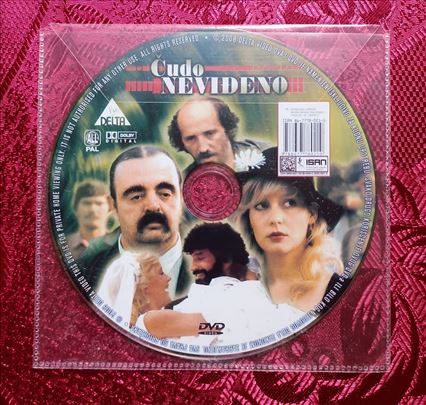 Cudo nevidjeno domaci film