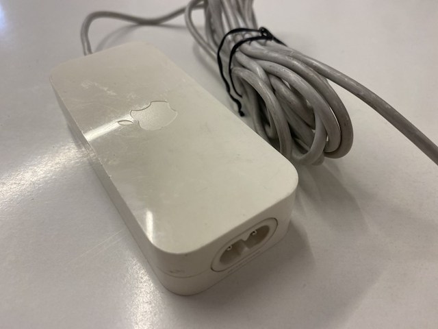 Apple adapter punjac za ruter A1202 12V 1.8A Airport