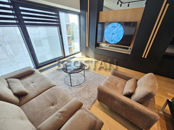 Bulevar Heroja Sa Kosara, Jednosoban stan za izdavanje, 38m2, 900€