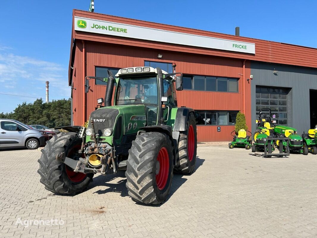 Fendt 820 VARIO traktor točkaš