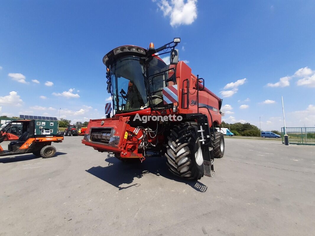 Case IH 5140 krmni kombajn