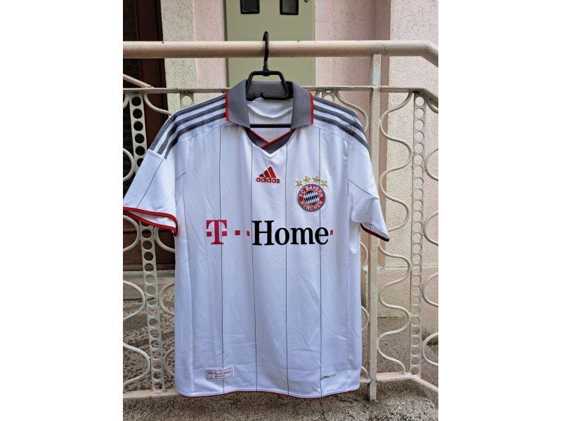 Bayern Munich original Adidas dres iz sezone 2009-2010