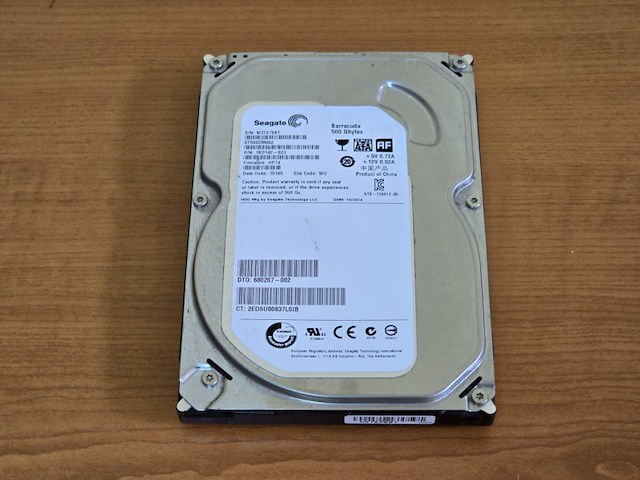 HDD SATA hard disk od 500 GB za PC Seagate