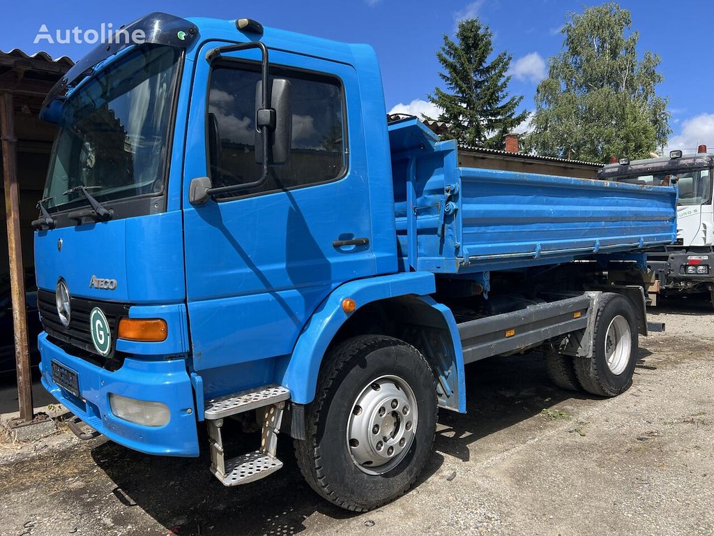 Mercedes-Benz 1523 kiper