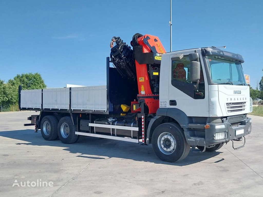 IVECO CAMION BASCULANTE IVECO 310 6×4 PALFINGER PK44002 kiper