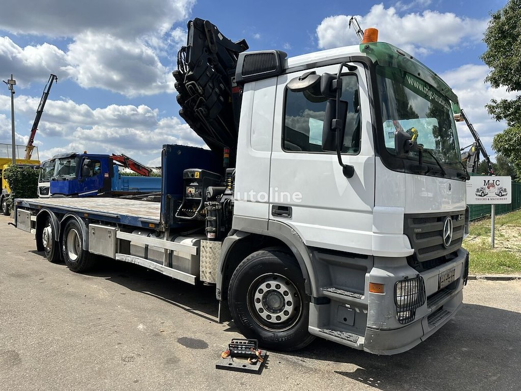 Mercedes-Benz ACTROS 2636 6x2 + CRANE HIAB 166 E-4 HIPRO + FLY-JIB 45X-3 (23.5 kamion s ravnom platformom