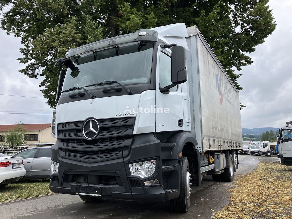 Mercedes-Benz Antos 2543 kamion sa klizna zavesa cerada