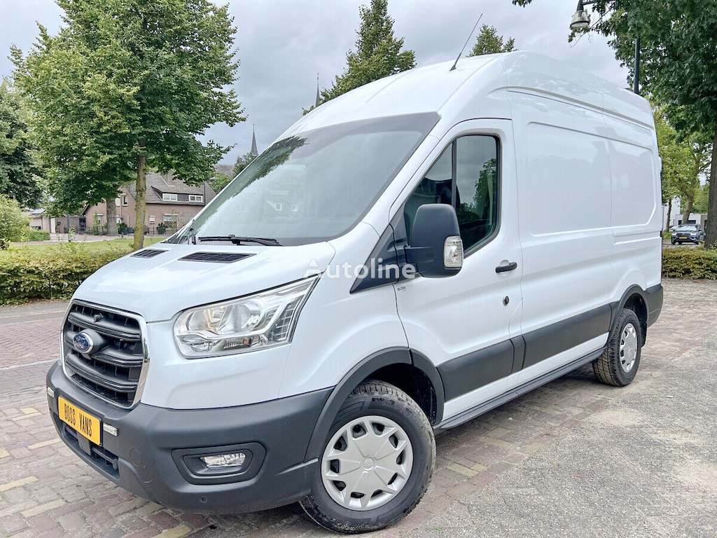 Ford Transit minibus furgon