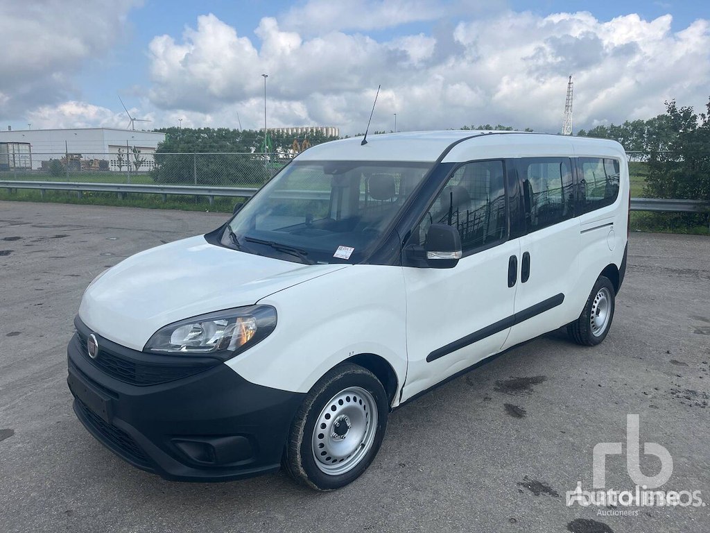 Prodaje se FIAT DOBLO laki furgon na aukciji