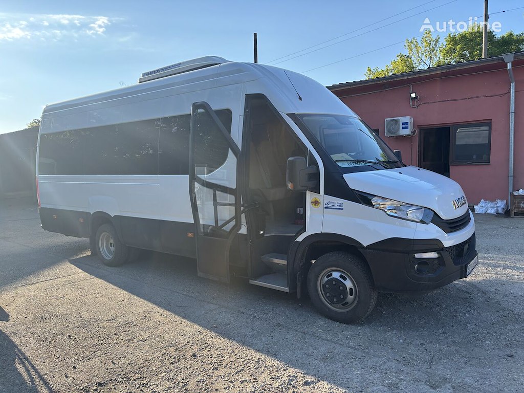 IVECO Daily putnički minibus