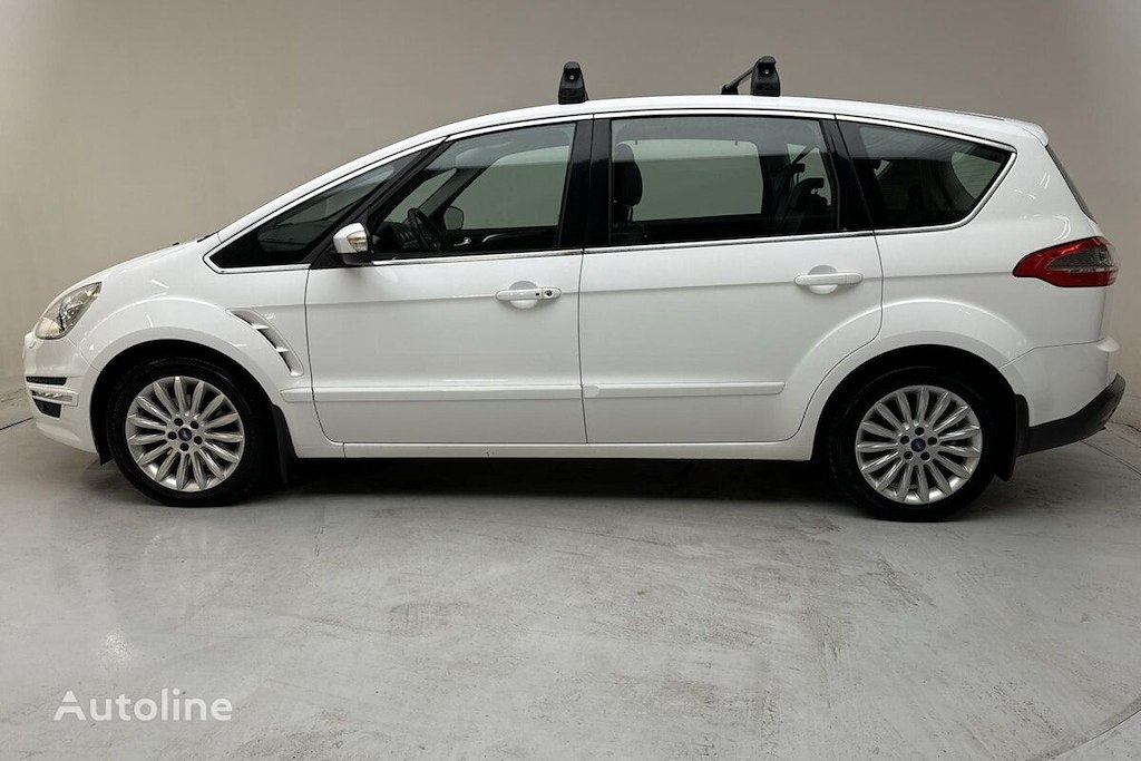 Prodaje se Ford S-MAX minivan na aukciji