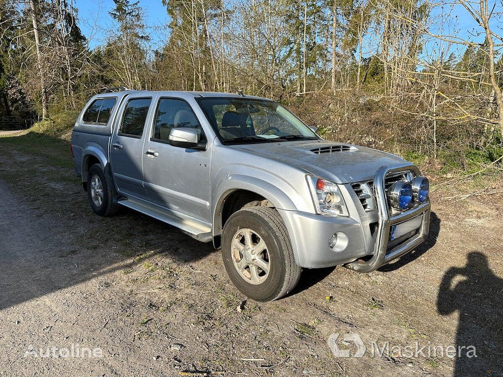 Prodaje se Isuzu D-Max pikap na aukciji