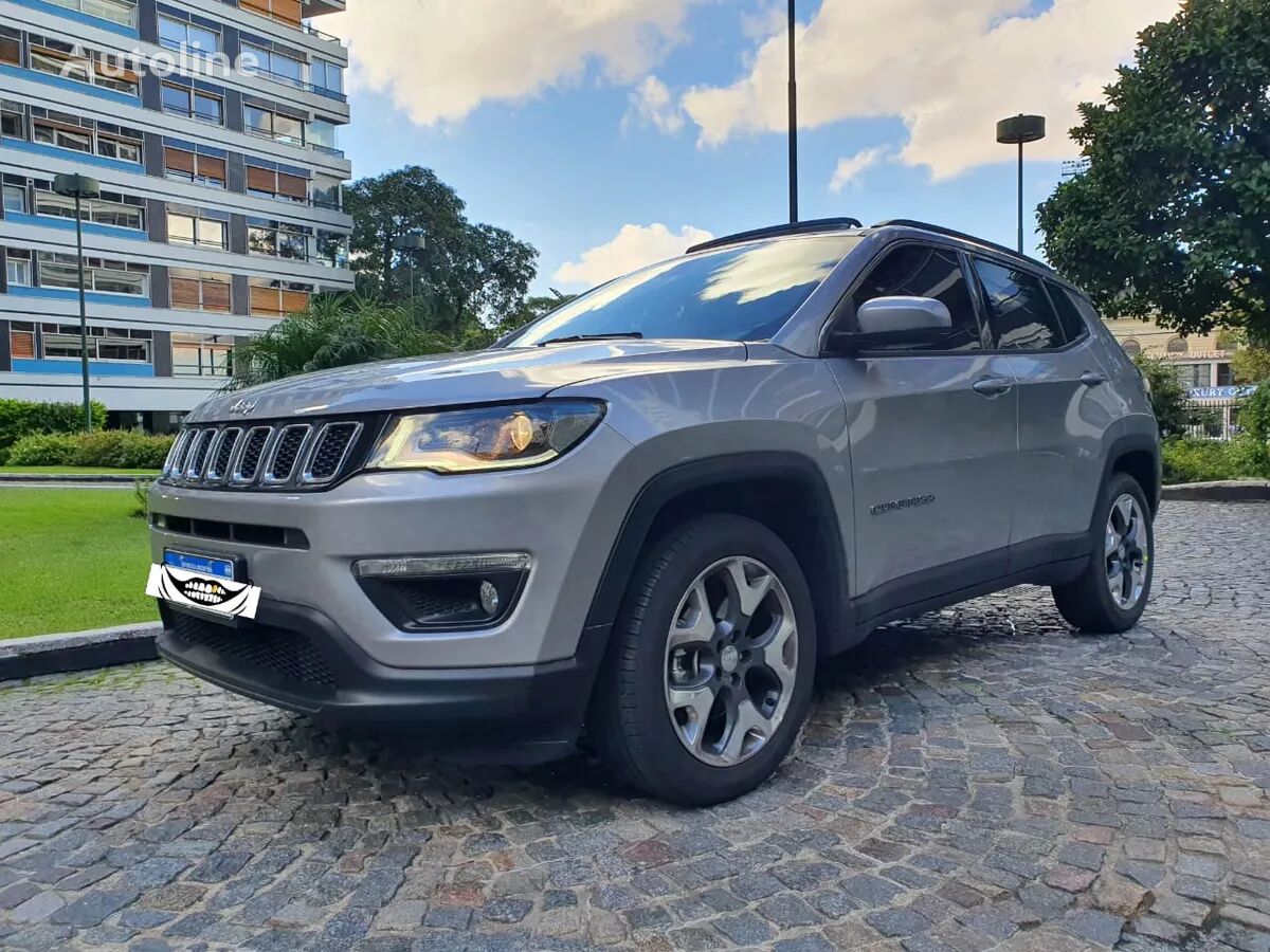 Jeep Compass terenac