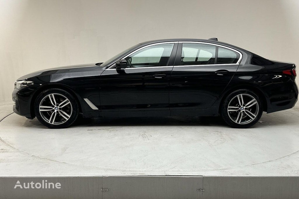 Prodaje se BMW 5-serien sedan na aukciji