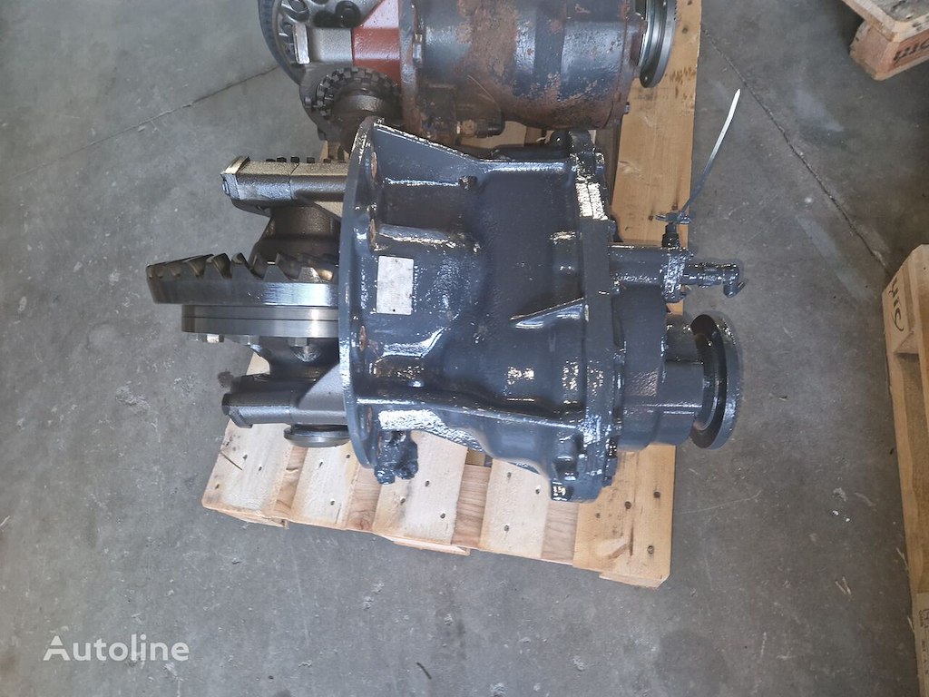 MAN Wkład mostu Differential Diff Rear Axle Head TGS TGA TGX 37/9 37 diferencijal za MAN Wkład mostu Differential Diff Rear Axle Head MAN TGS TGA TGX 37/9 37:9 4.111 HYD1370 6x4 8x4 kamiona