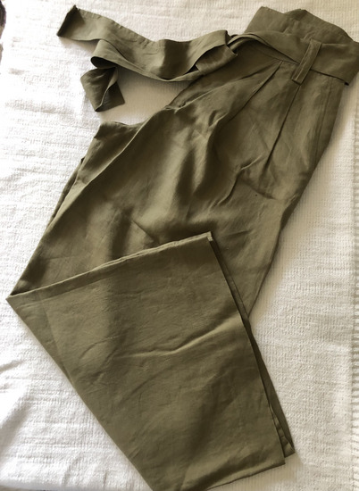 Zara lanene pantalone sirokih nogavica