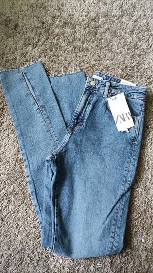 ZARA farmerke NOVO sa etikeyom