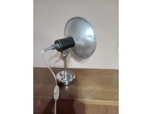 Radna retro lampa