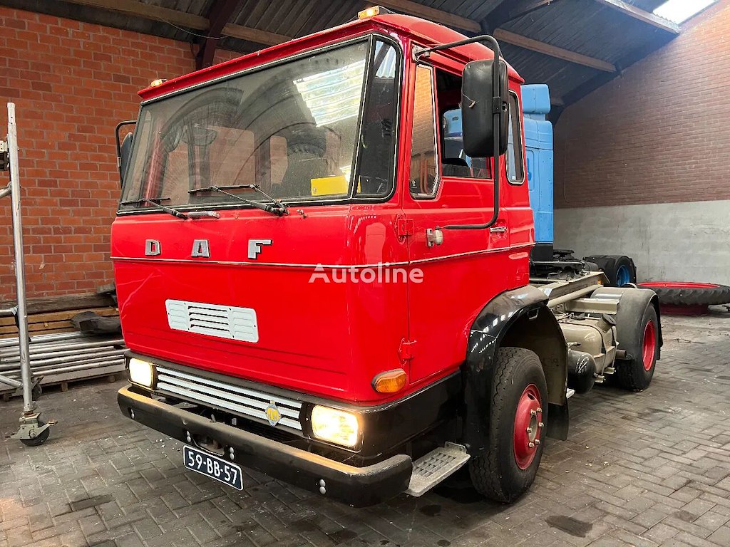 DAF 1200 4X2 Oldtimer tegljač