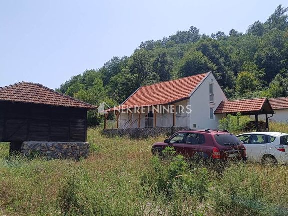 Seosko domaćinstvo, Valjevo, selo Dragijevica (Osečina)