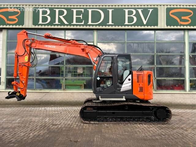 Hitachi ZX 135 US 5-B bager guseničar