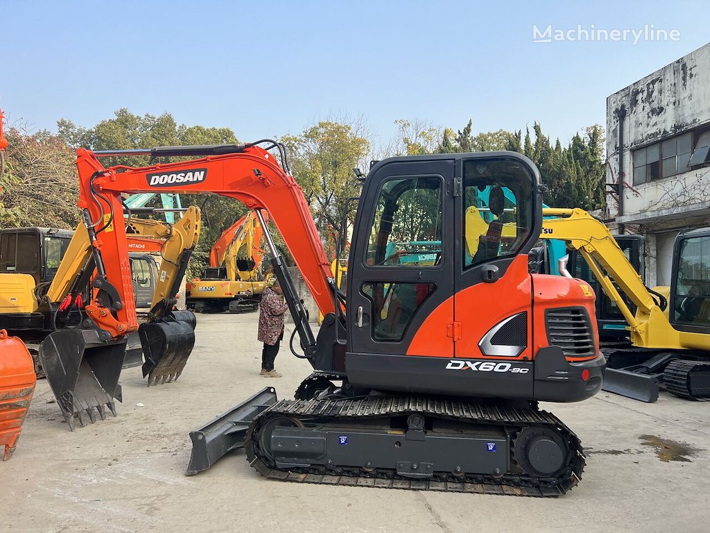 Doosan DX60 mini bager