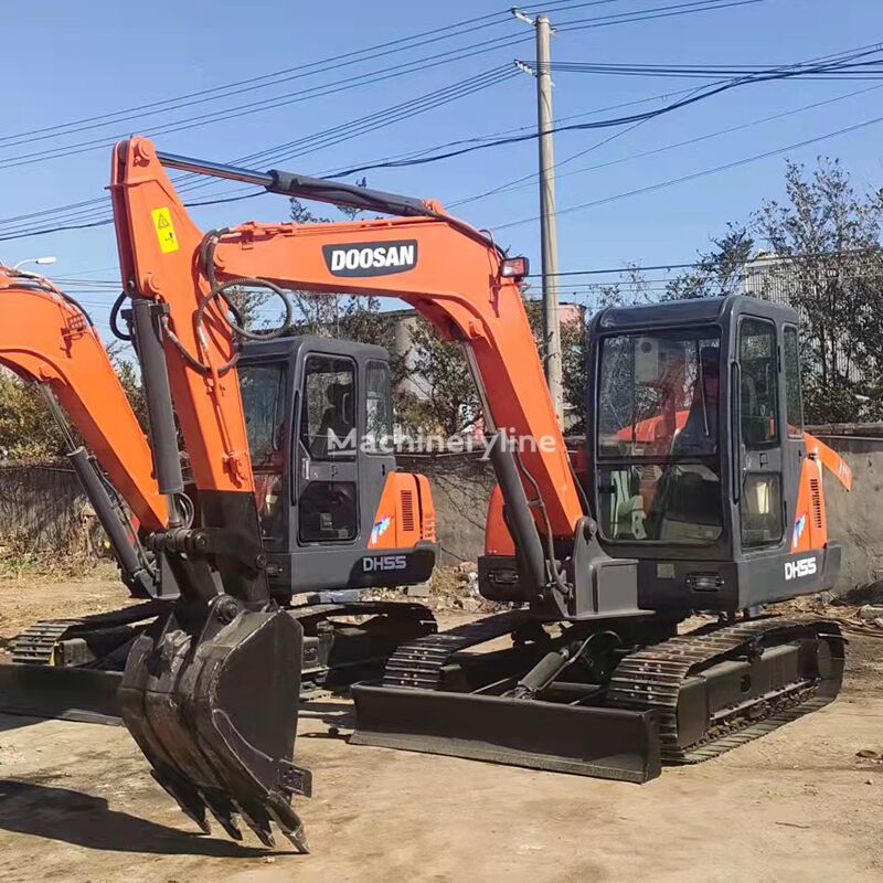 Doosan DH55 bager guseničar