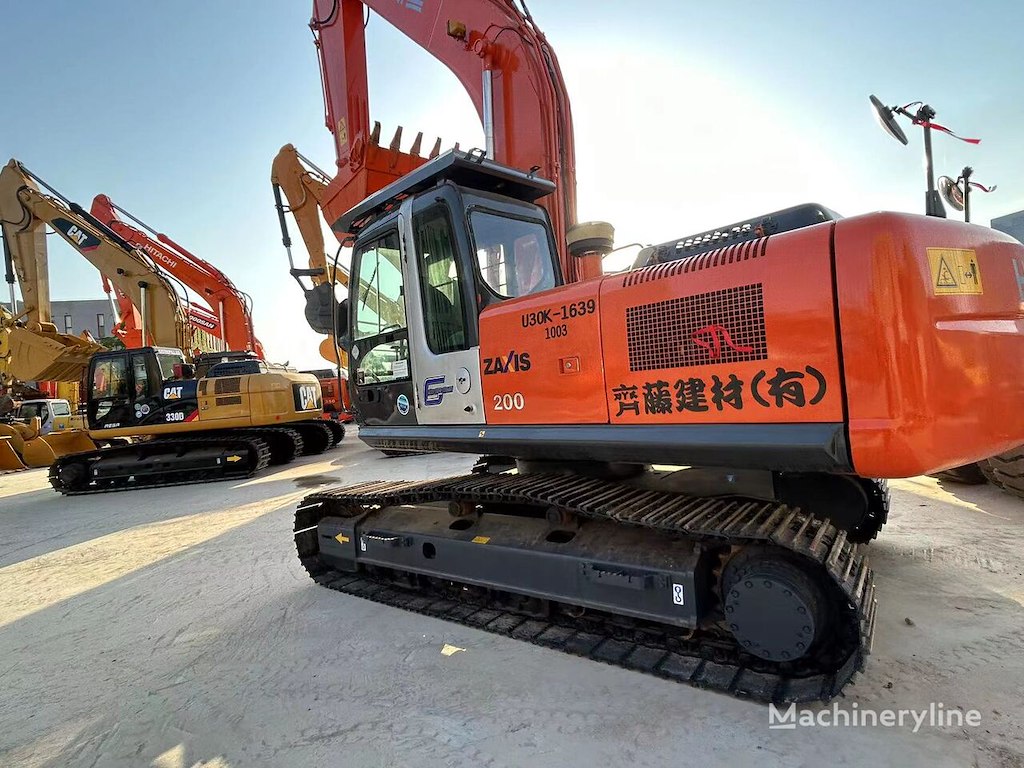 Hitachi ZX200 bager guseničar