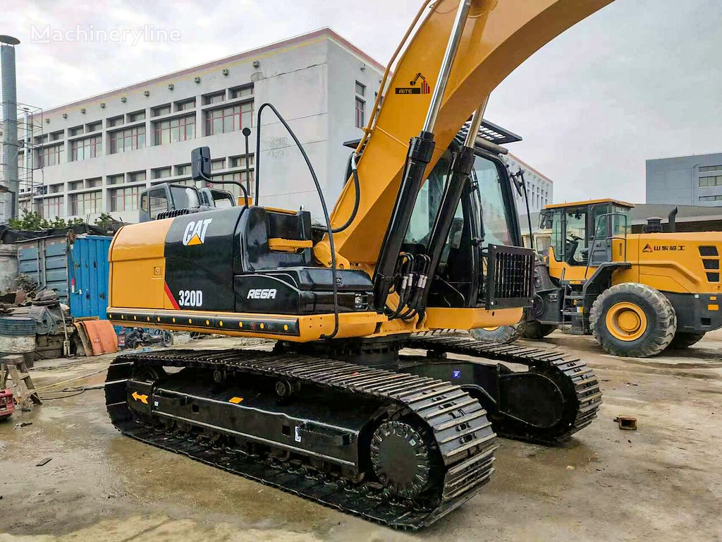 Caterpillar 320D bager guseničar