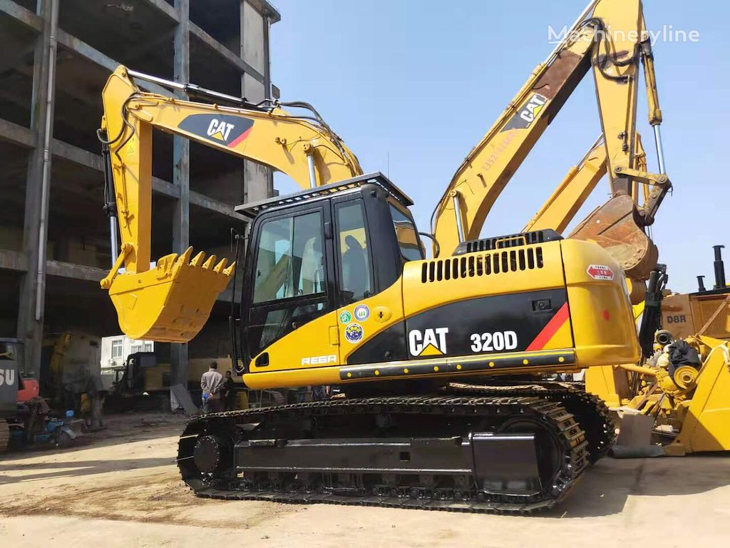 Caterpillar 320D bager guseničar