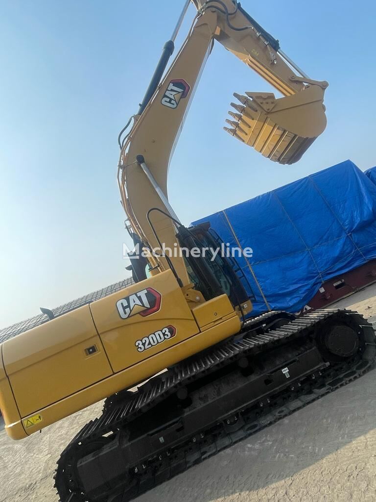 Novi Caterpillar 320D3 bager guseničar