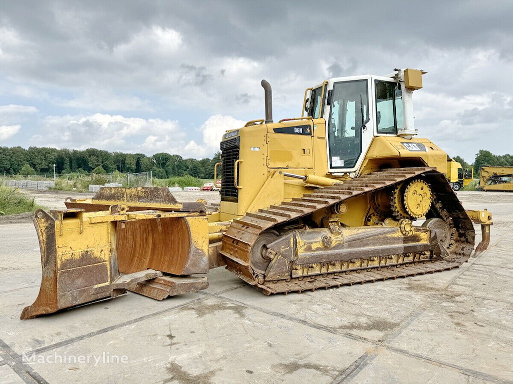 Caterpillar D6N LGP buldožer