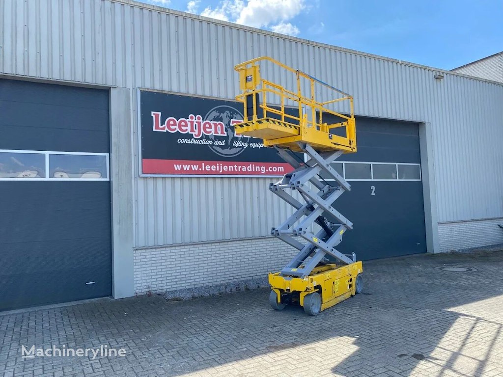 Genie GS 2032 Electric scissorlift 2008 Year makazasta platforma