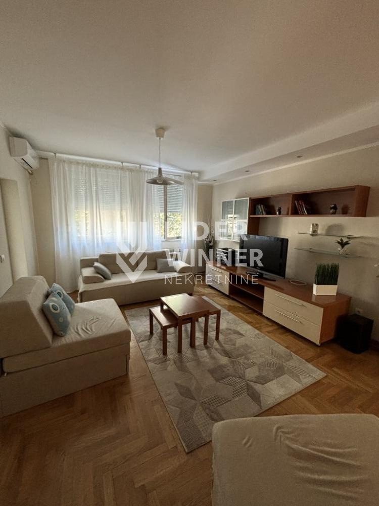 Odličan stan kod Arene ID#6610 1.750 €