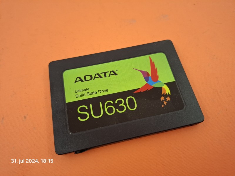 SSD ADATA 240GB